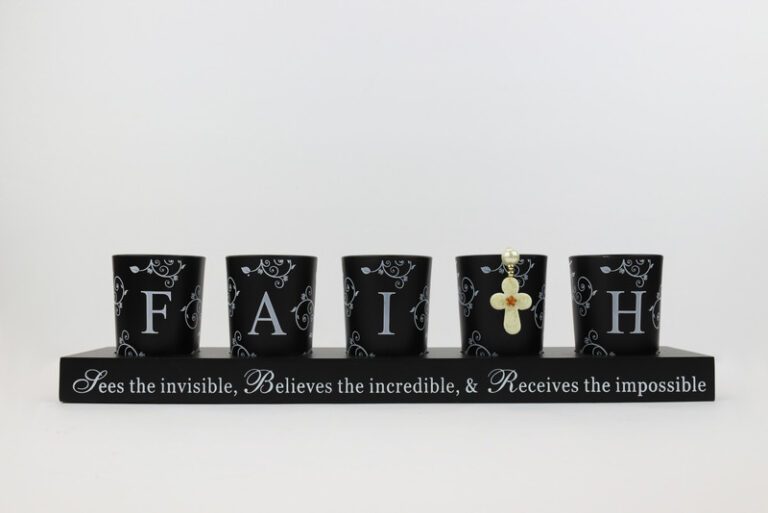 Catholic Home Decor: 10 Plus Ways To Infuse Your Space With Divine ...